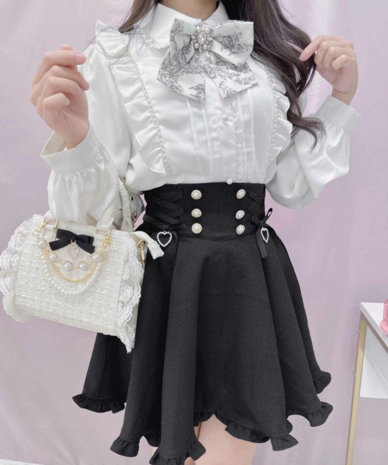 花柄ブローチブラウス | Rlab store 花柄ブローチブラウス | Rlab store